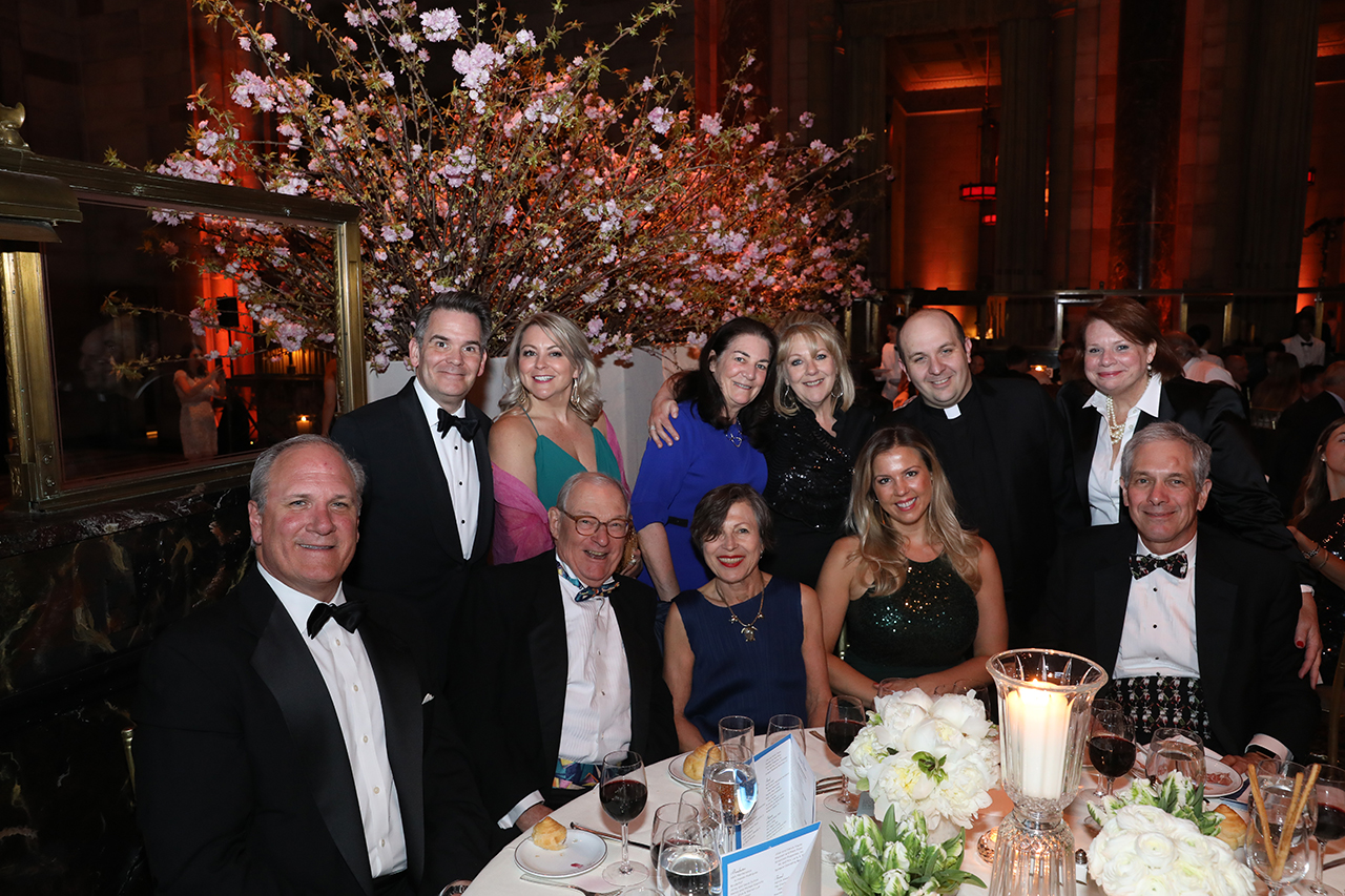 FRIENDS Gala Photos | Inner-City Scholarship Fund