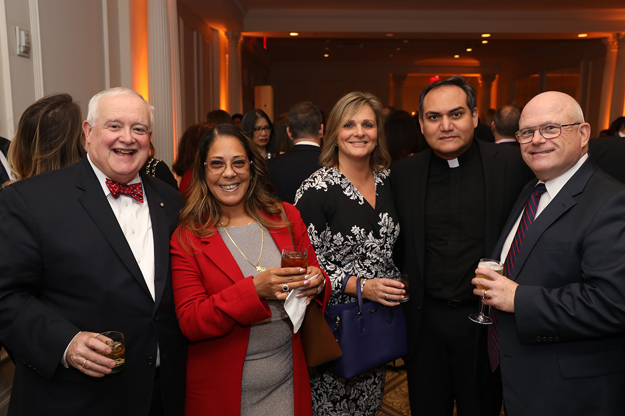 Annual Awards Dinner Photos | Inner-City Scholarship Fund