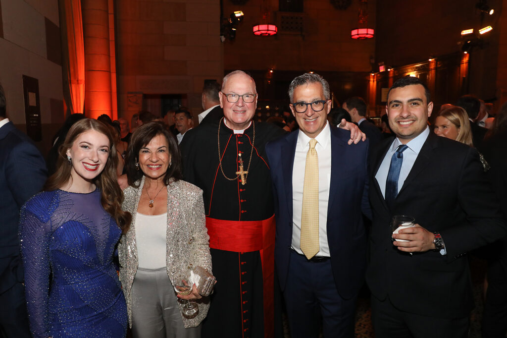 FRIENDS Gala Photos | Inner-City Scholarship Fund